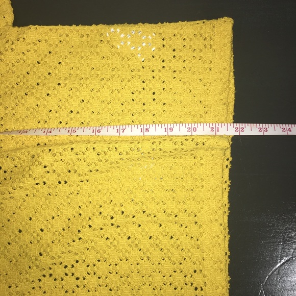 Madewell | Tops | Texture Thread Eyelet Tshirt Size Medium | Poshmark